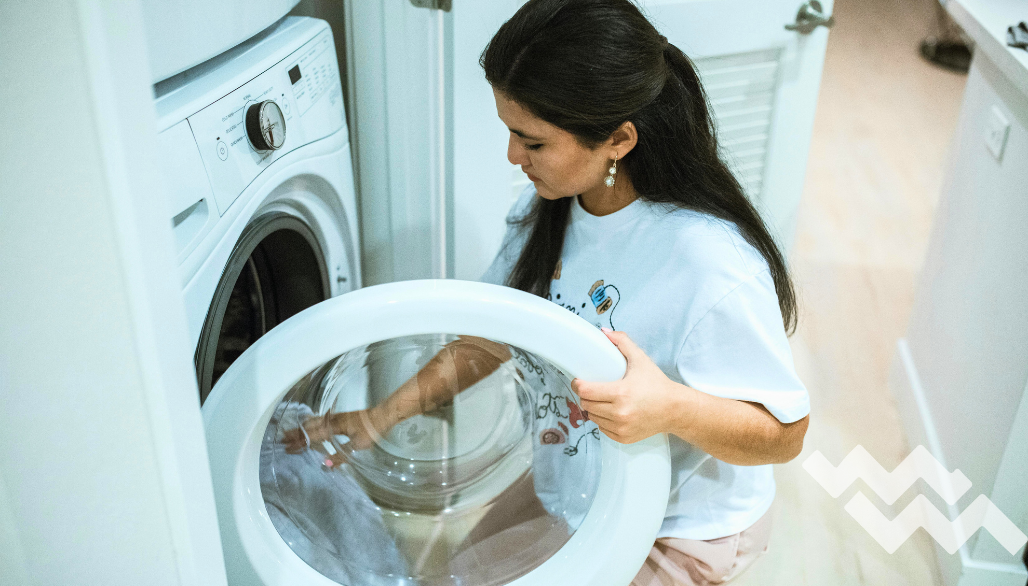 How to Clean A Washing Machine with Baking Soda and Vinegar – Million ...